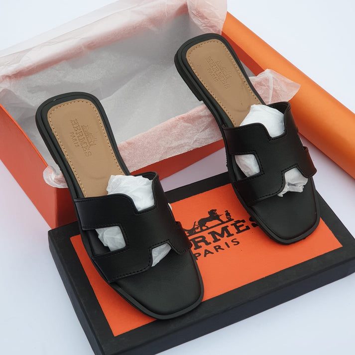 Hermes Basic Sandals – Yantra
