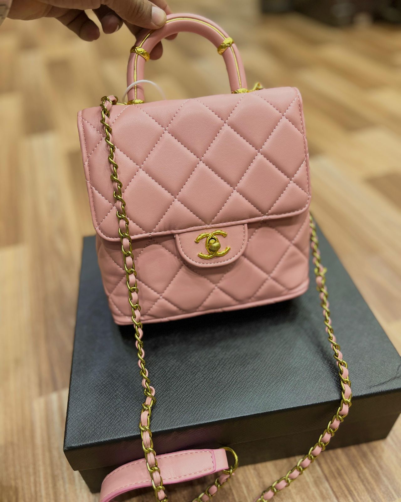 Chanel Mini Square – Yantra